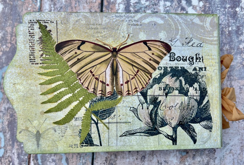 Sizzix Eileen Hull Chapter 3 – Field Notes Journal – Sharon Curtis